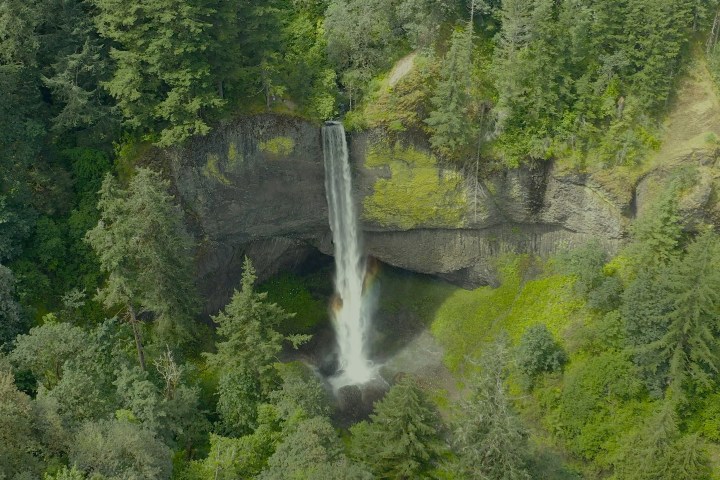 Multnomah Falls & Gorge Waterfalls Tour in OR | Waterfall Shuttle